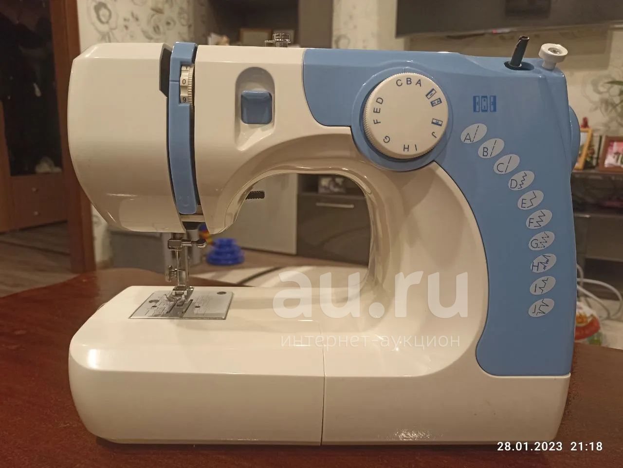 Швейная машинка Comfort 15 — купить в Красноярске. Состояние: Б/у ...