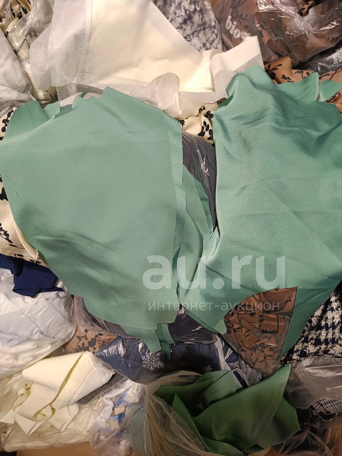 Лоскуты тканей — купить в Красноярске. Состояние: Новое. Ткани, нитки ...