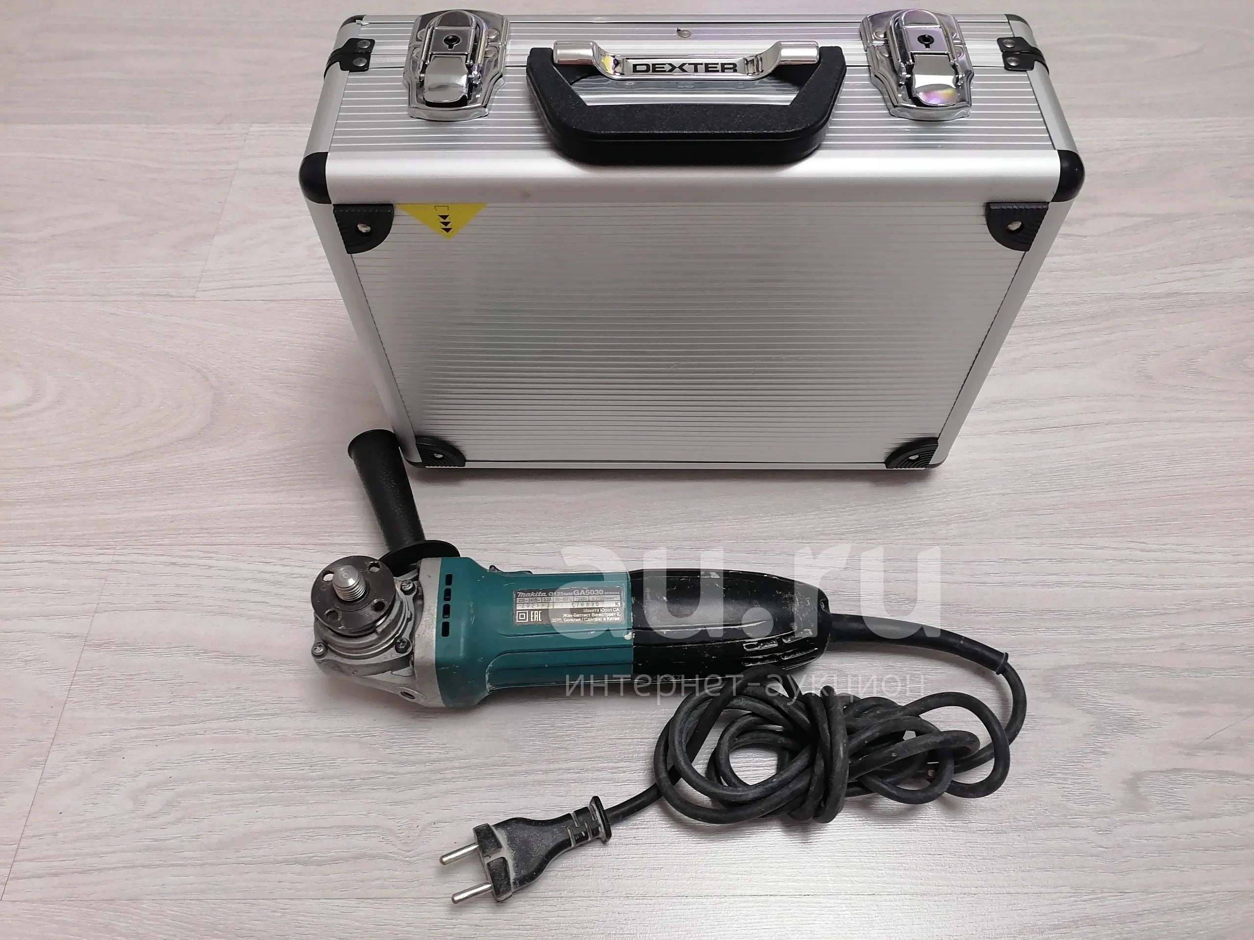 Makita GA5030 — купить в Красноярске. Состояние: Б/у. Электроинструмент ...