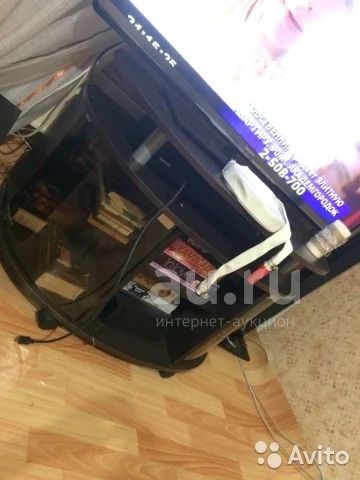 Тумба под телевизор — купить в Красноярске. Состояние: Б/у. Стойки и ...
