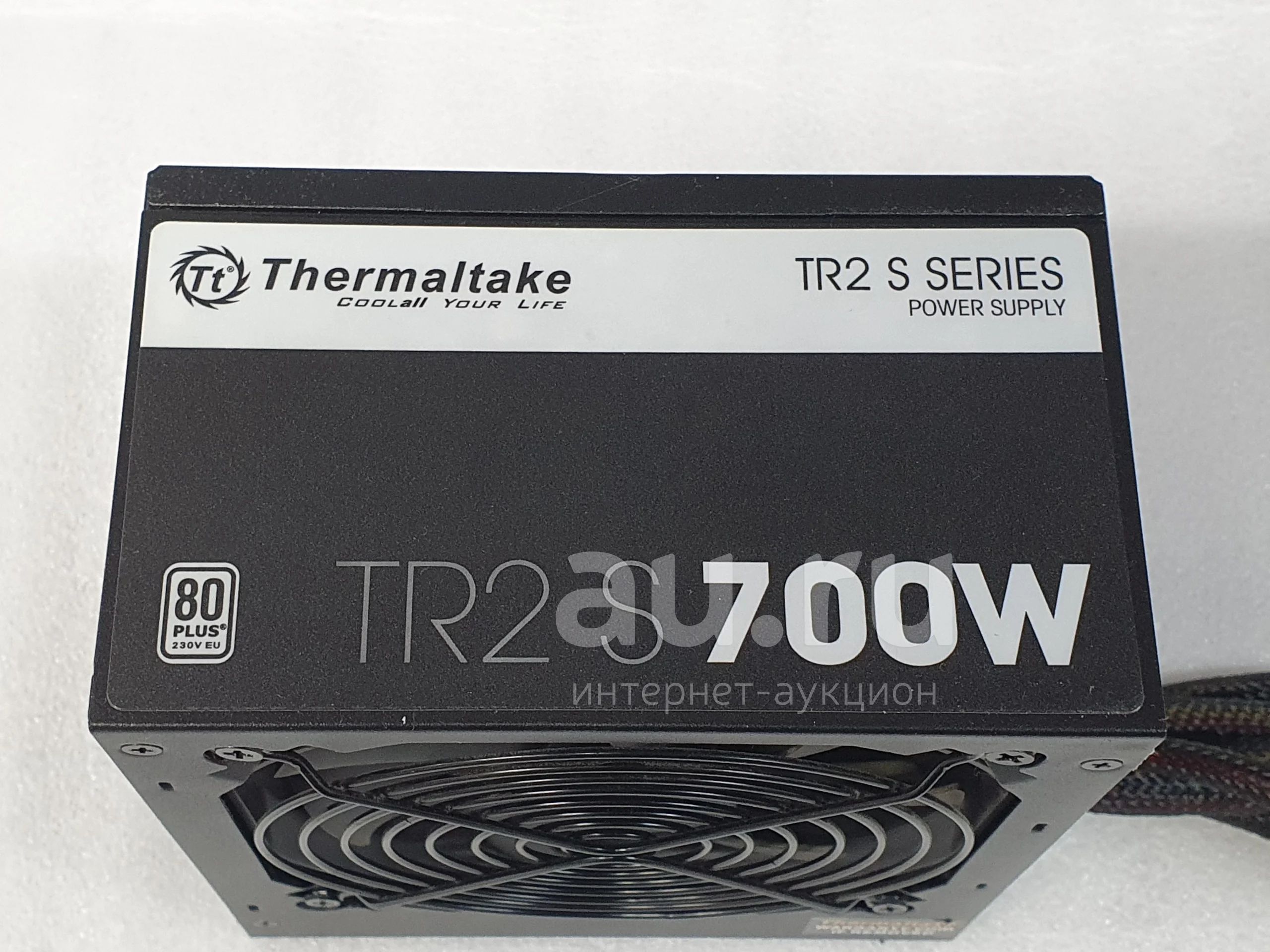 Блок питания Thermaltake TR2 S 700W — купить в Красноярске. Состояние ...