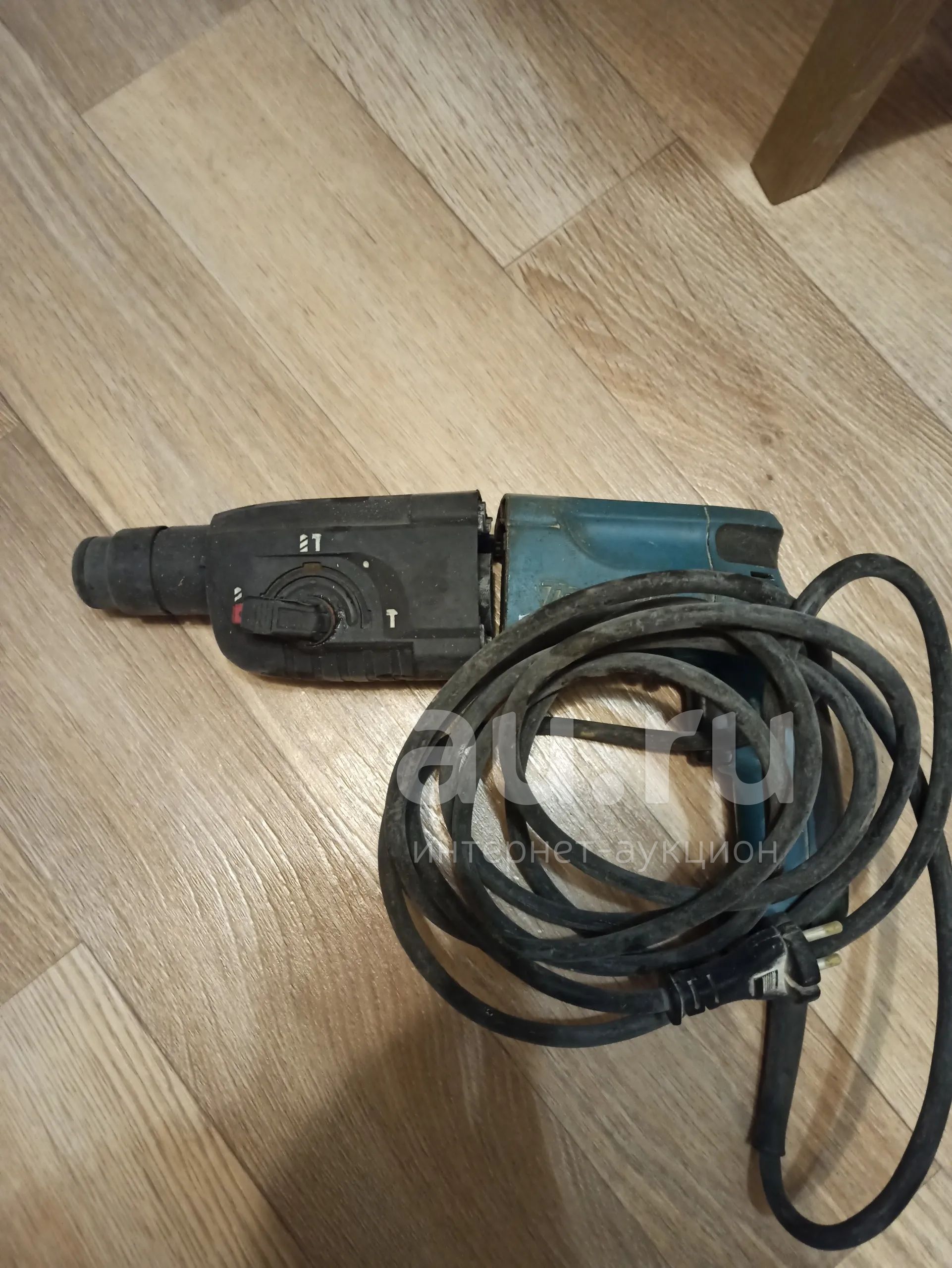 Перфоратор Makita 2450. По запчастям. — купить в Красноярске. Состояние ...