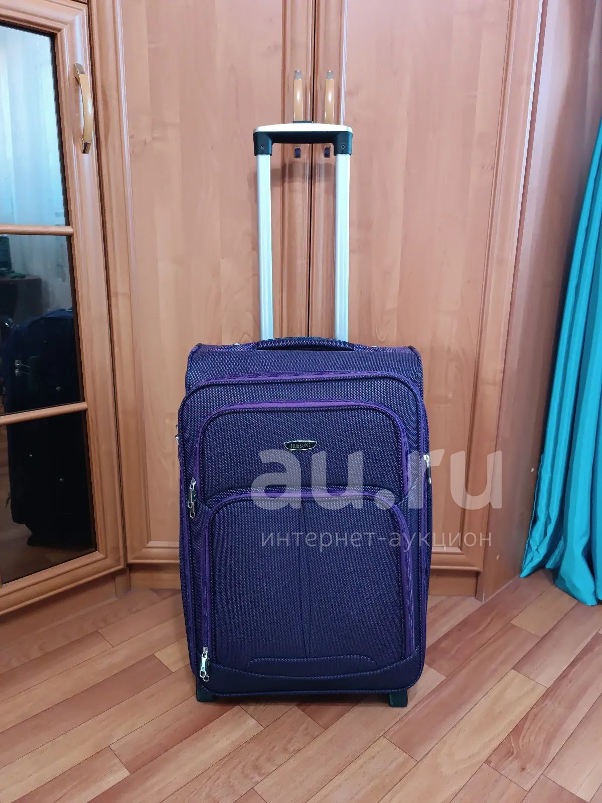 Дорожный чемодан на колёсиках — купить в Красноярске. Состояние: Б/у ...
