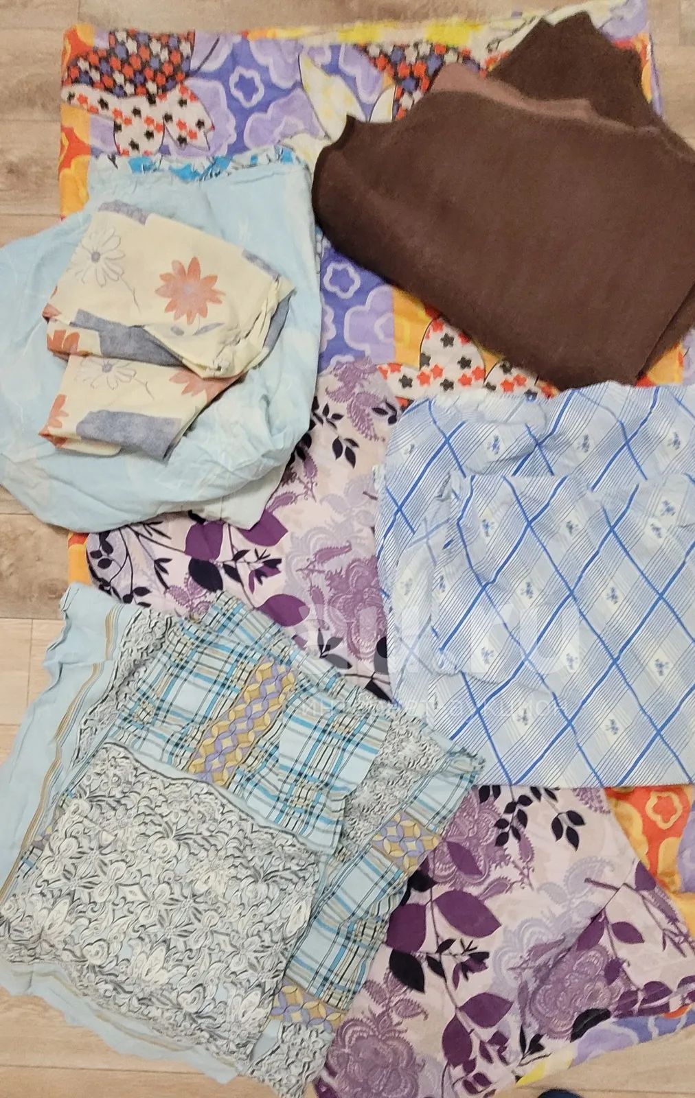 Одеяла и постельное белье — купить в Красноярске. Состояние: Б/у ...
