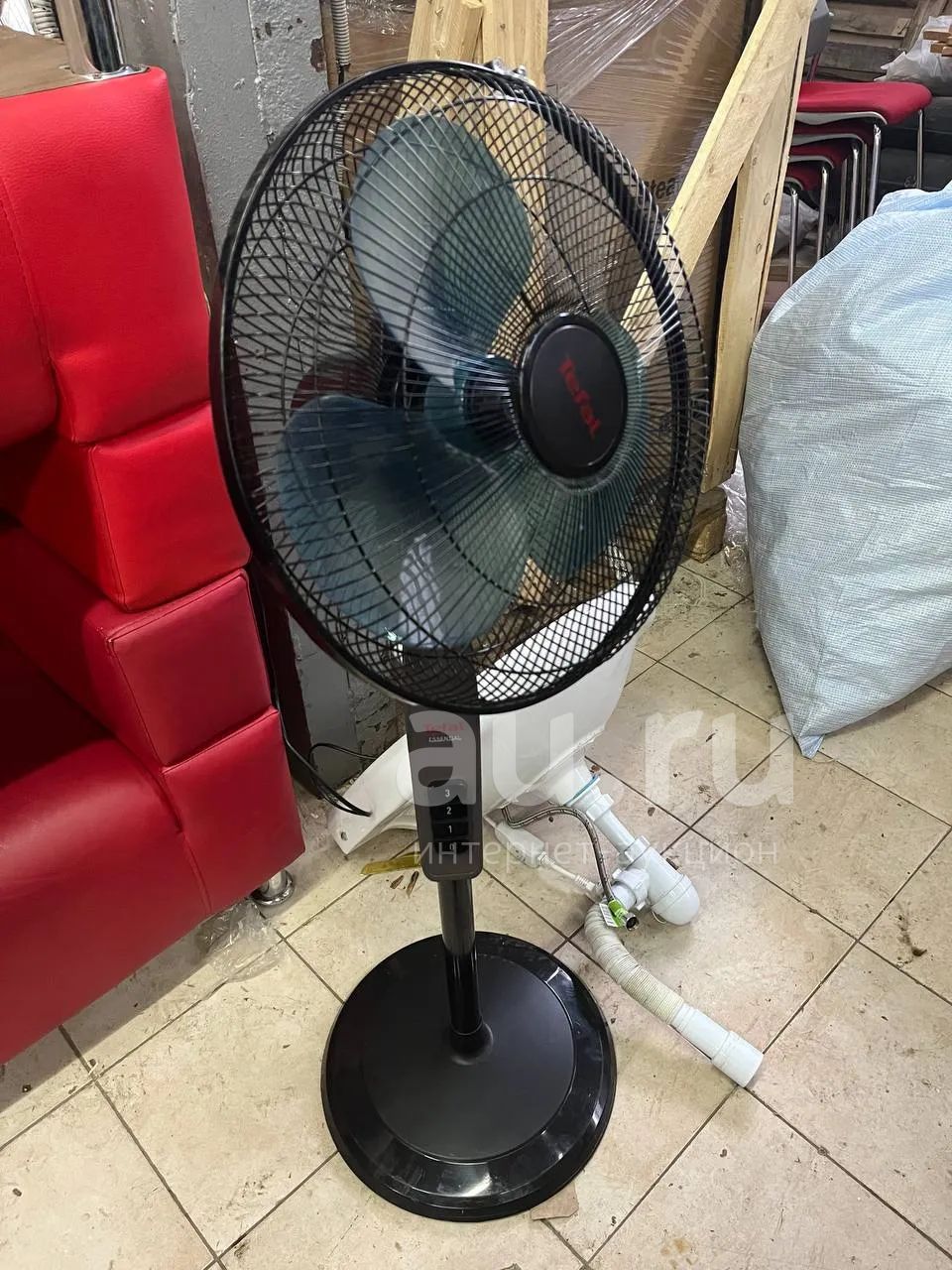 Вентилятор напольный Tefal VF4110 — купить в Красноярске. Состояние: Б ...