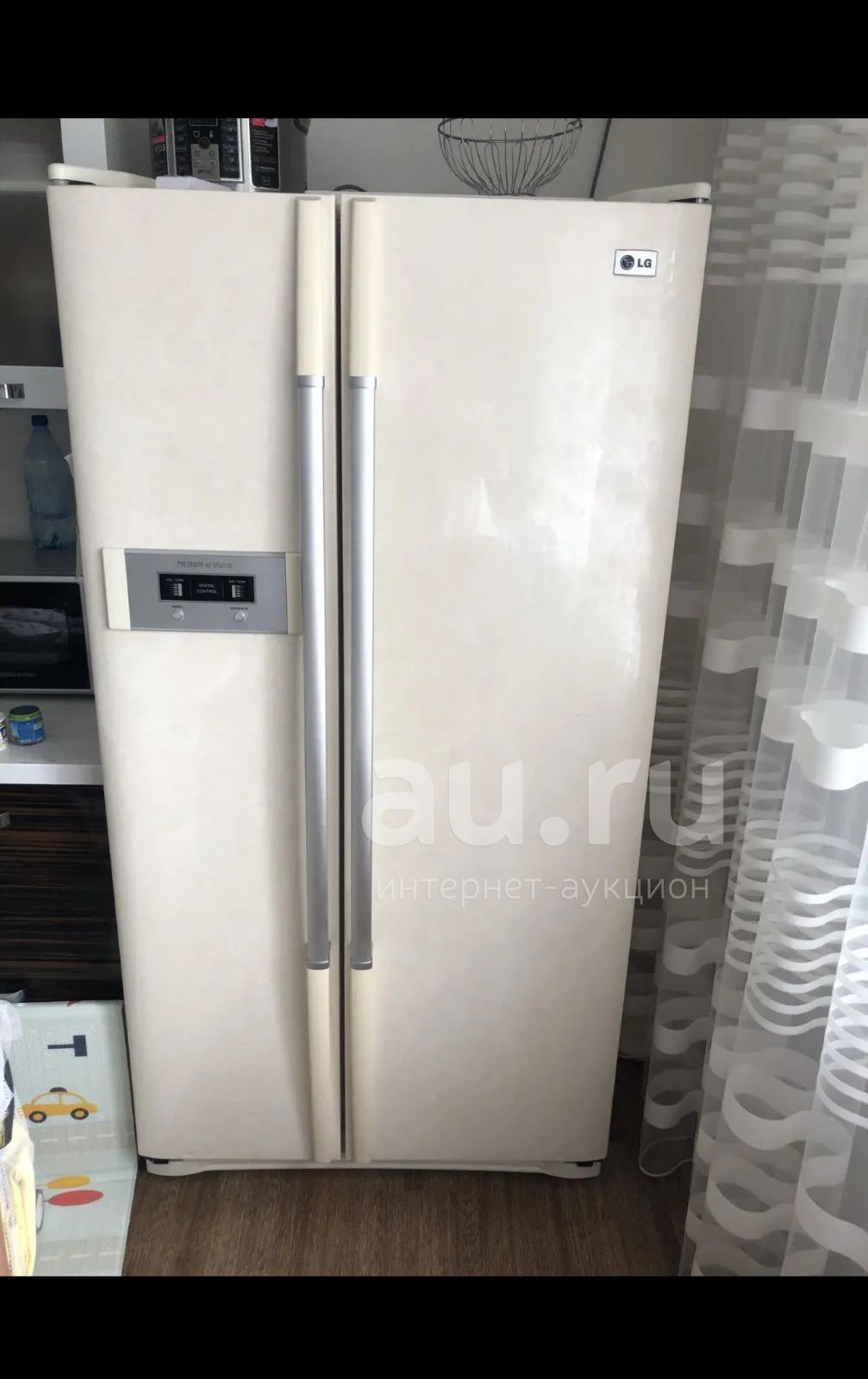 Холодильник — купить в Красноярске. Состояние: Б/у. Холодильники ...