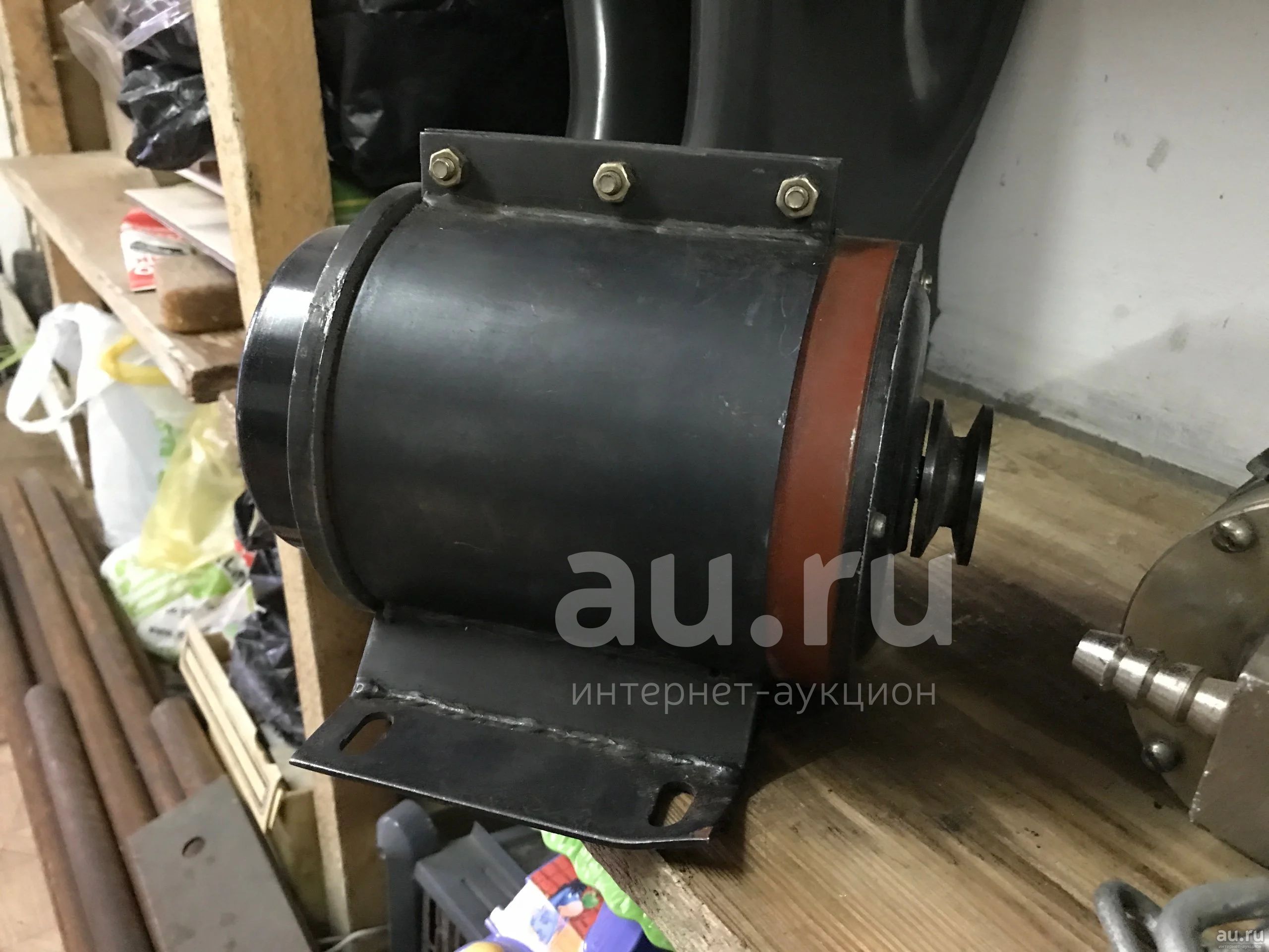 Электродвигатель — купить в Красноярске. Состояние: Б/у ...