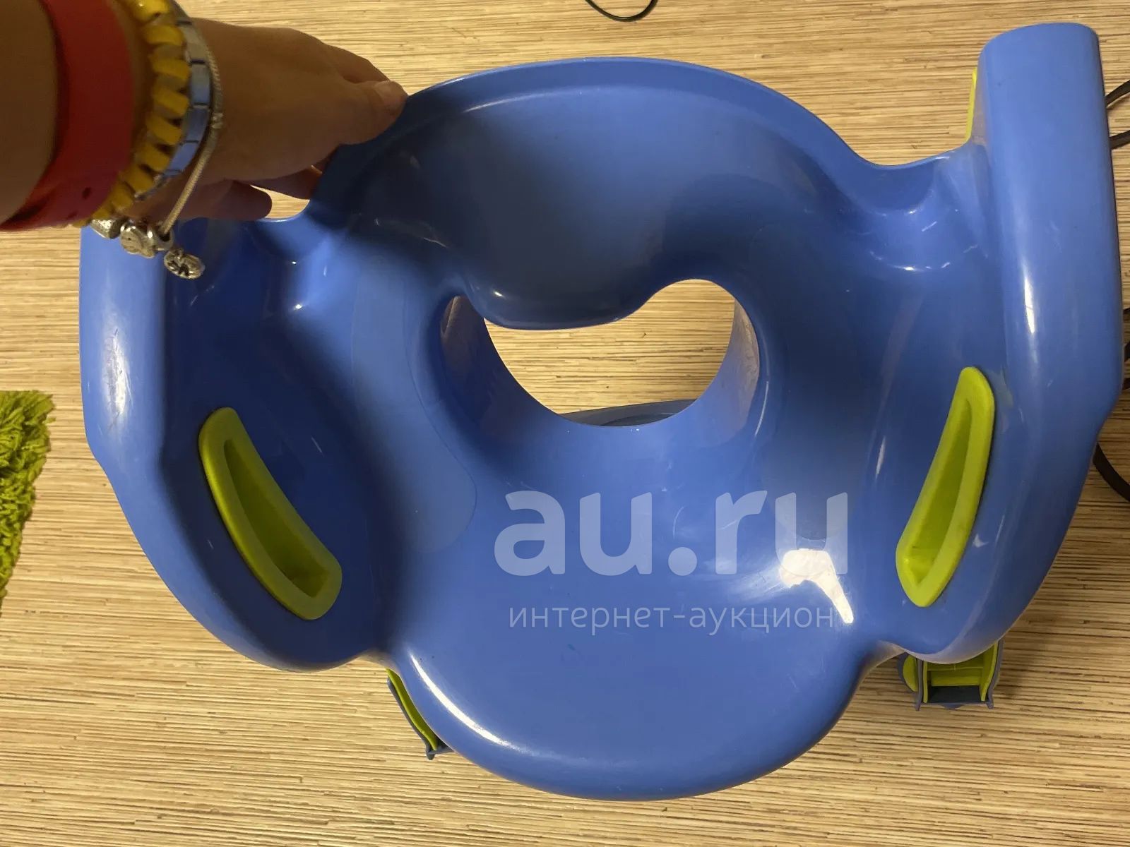 Сиденье на унитаз — купить в Красноярске. Состояние: Б/у. Ванночки ...