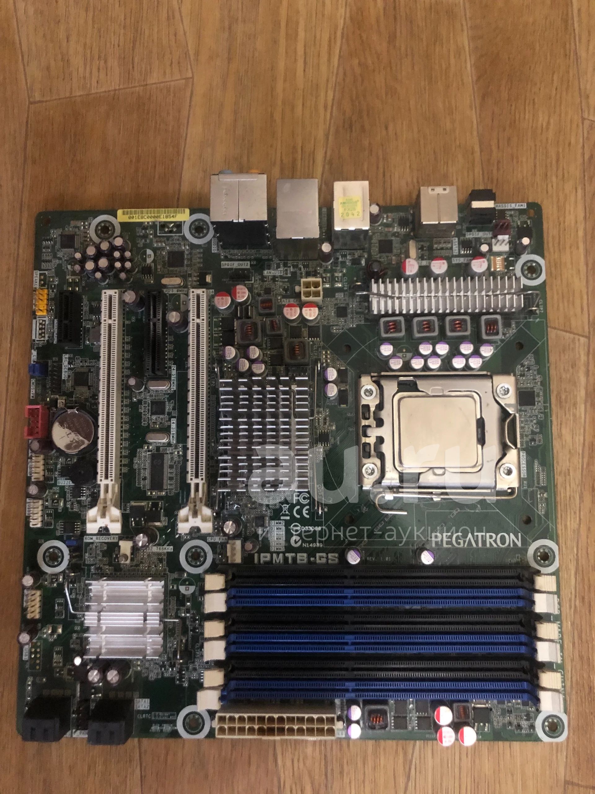 Pegatron IPMTB-GS LGA 1366 — купить в Красноярске. Состояние: Б/у ...