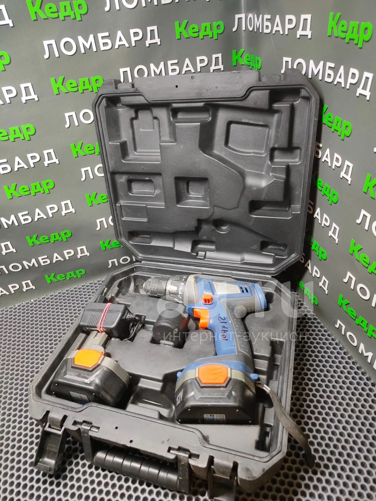шуруповерт dexter ml-cd33-120 (v) — купить в Красноярске. Состояние: Б ...