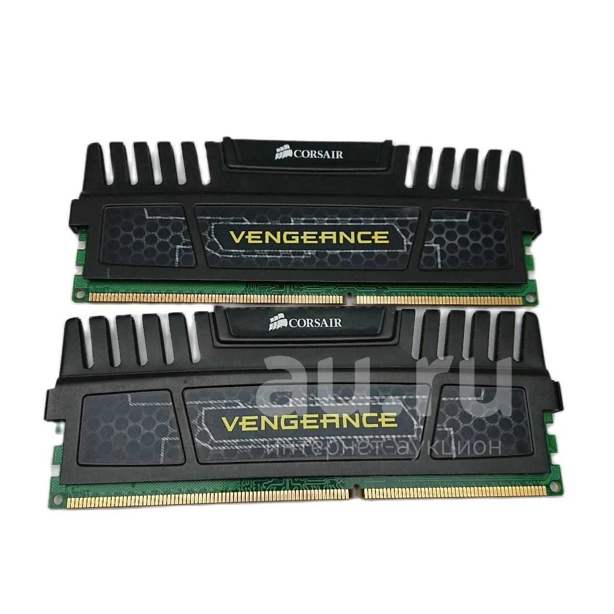 Оперативная память Corsair Vengeance 8 ГБ Ddr3 1600 МГц Cl10