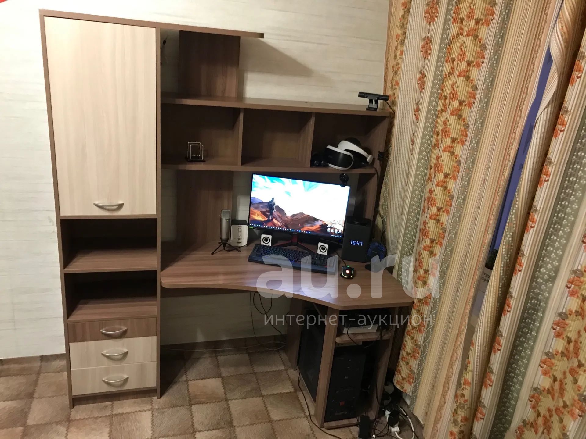 Компьютерный стол — купить в Красноярске. Состояние: Б/у. Компьютерные ...