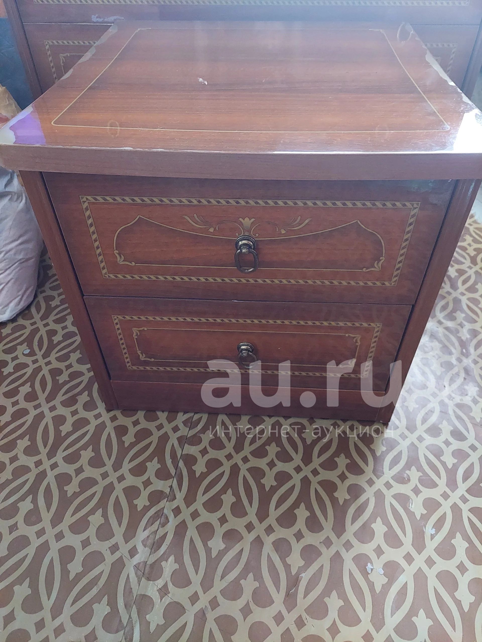 тумбочка — купить в Красноярске. Состояние: Б/у. Тумбы на интернет ...
