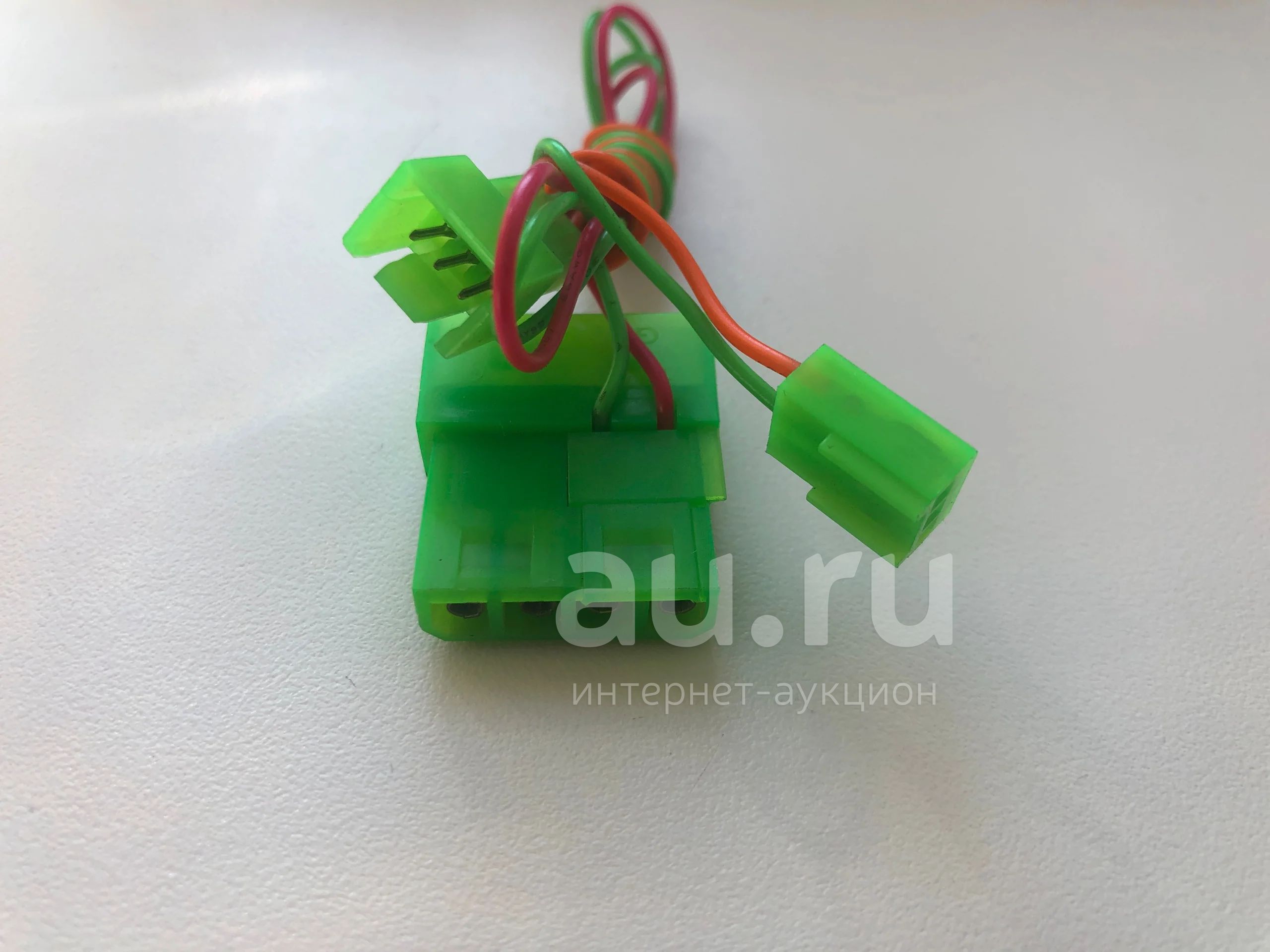 Переходник Molex - 3pin для вентилятора — купить в Красноярске ...