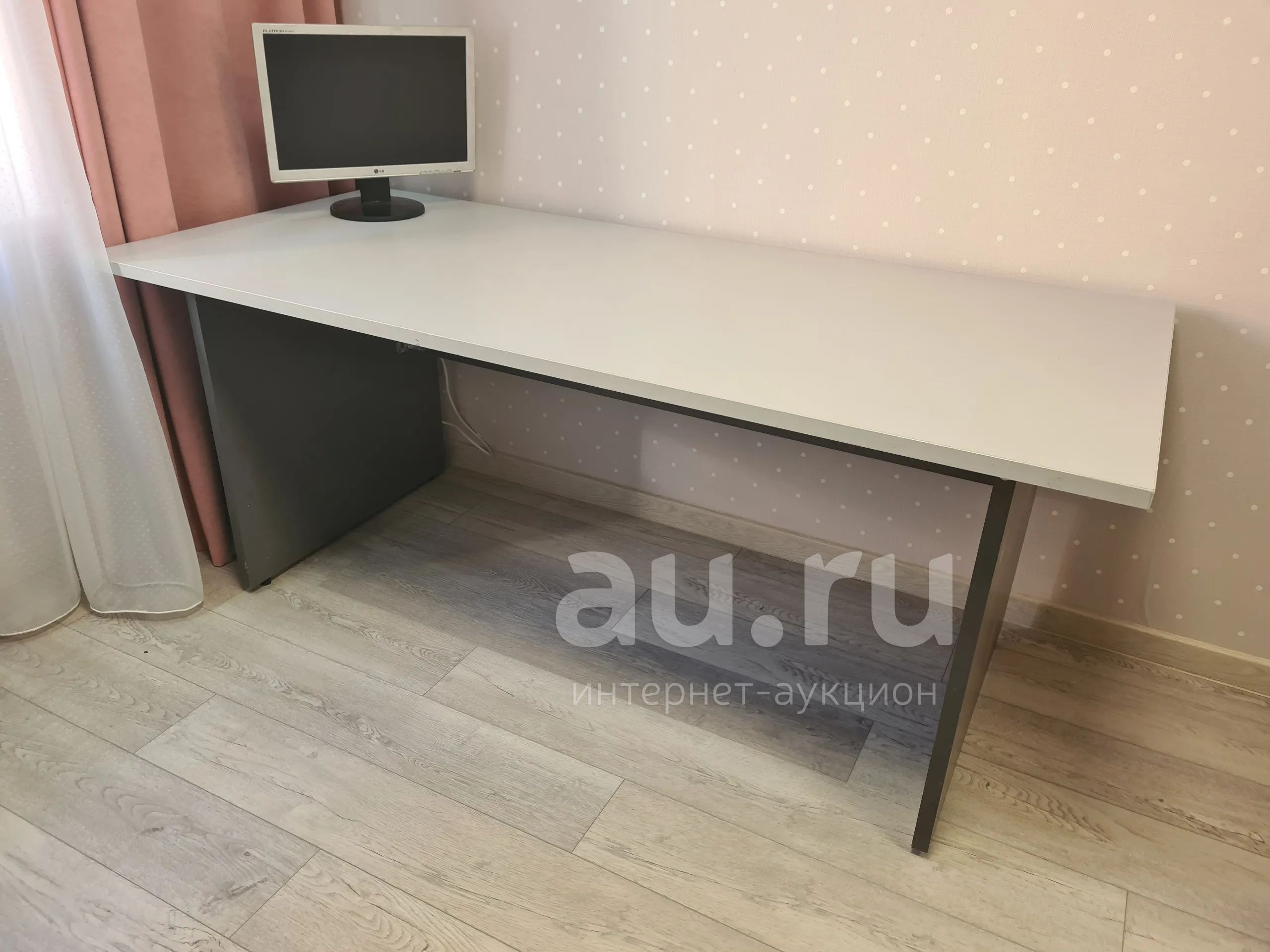 Большой офисный рабочий стол — купить в Красноярске. Состояние: Б/у ...