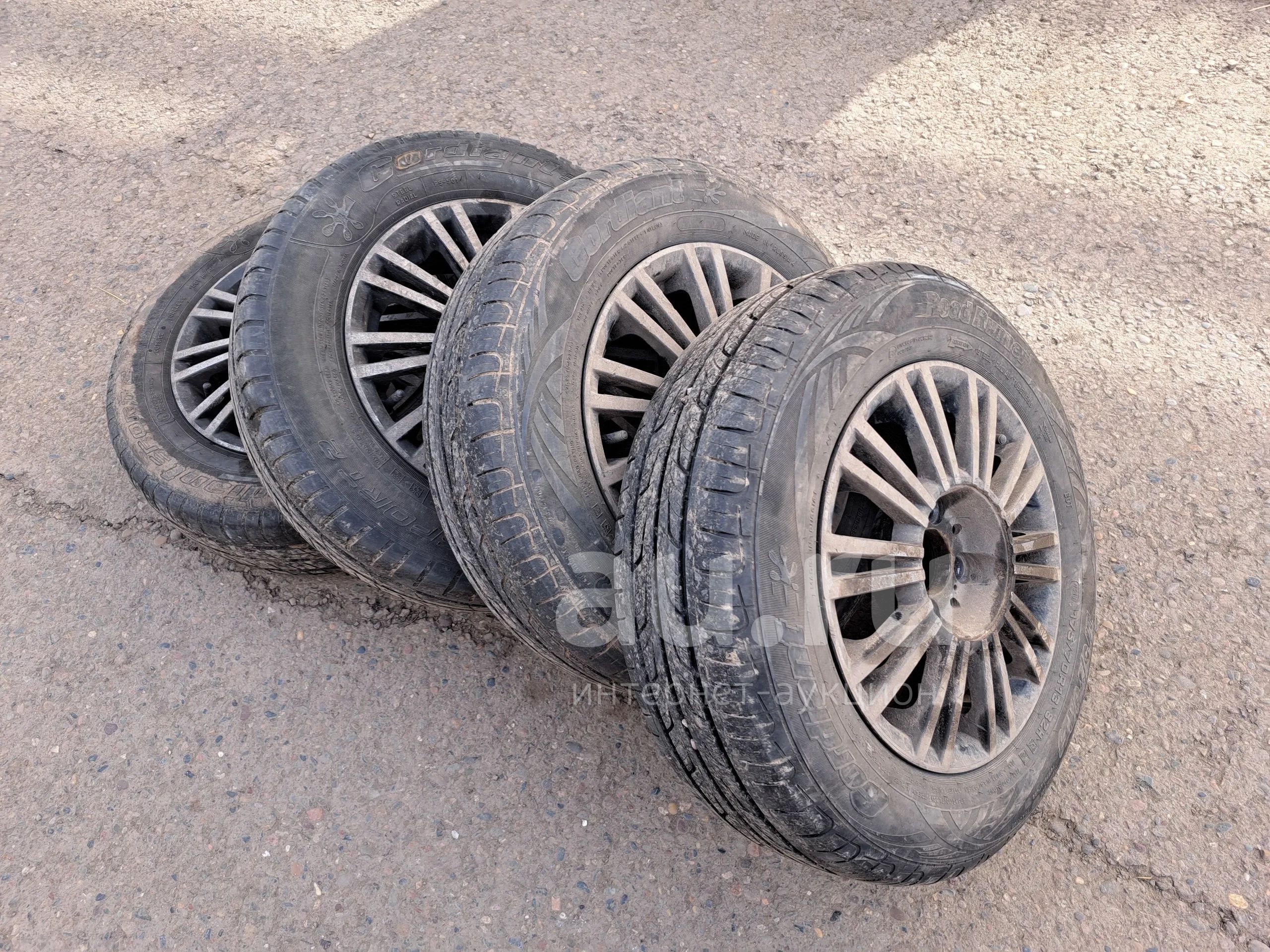 175/70/13 Cordiant Road Runner + Диски Литые K&K Wheels 4х98 R-13 ВАЗ ...