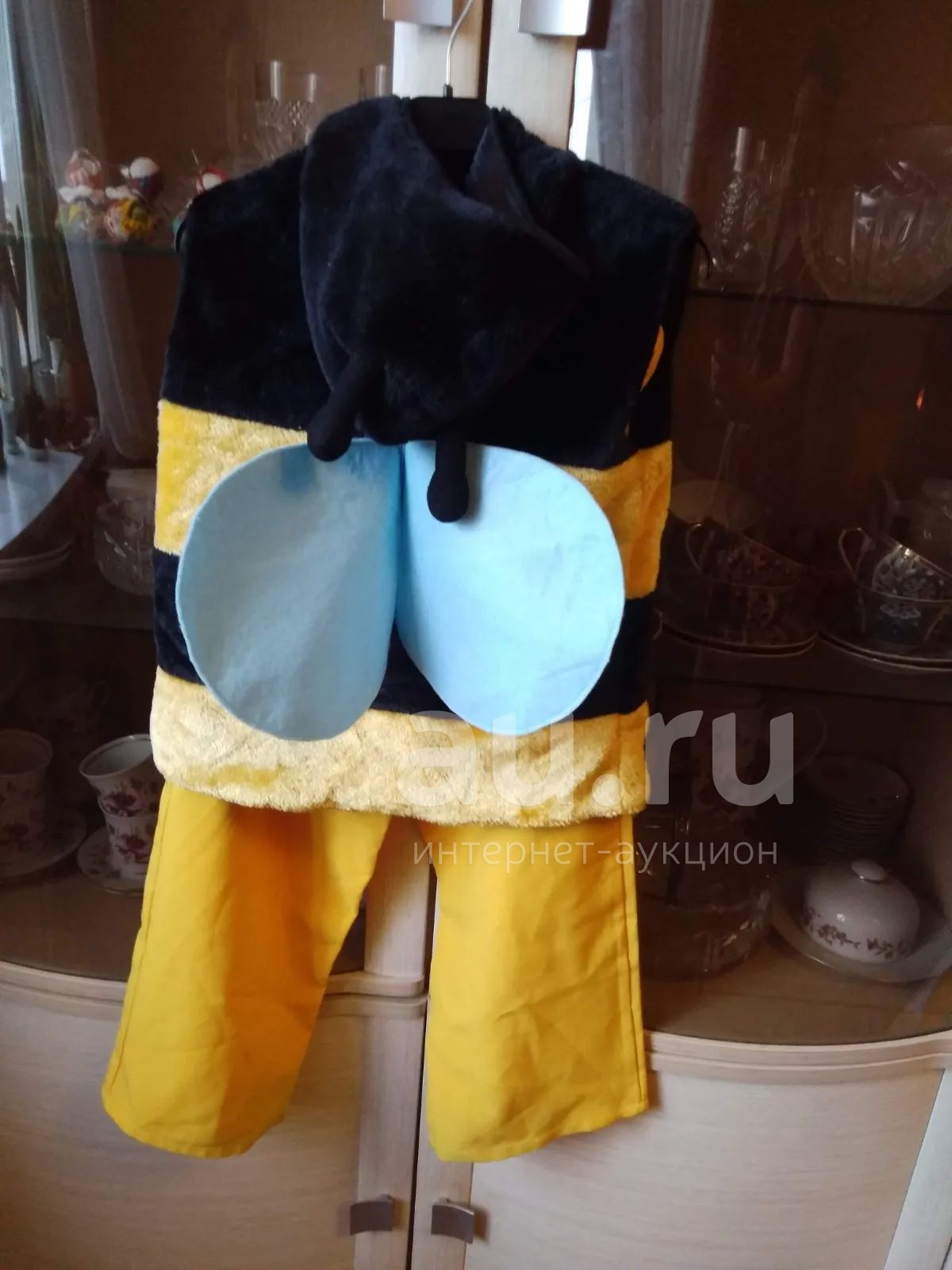 Новогодний костюм шмеля на 5-6 лет — купить в Красноярске. Состояние ...