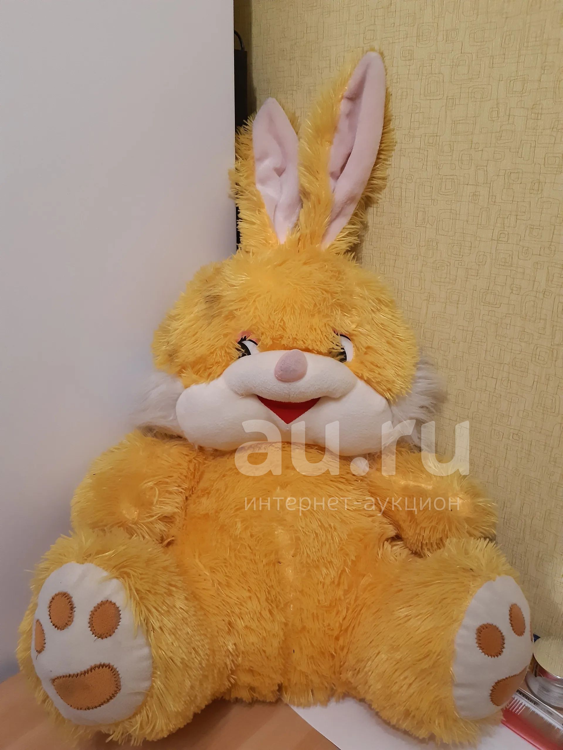 Мягкая игрушка Заяц — купить в Красноярске. Состояние: Б/у. Мягкие на ...