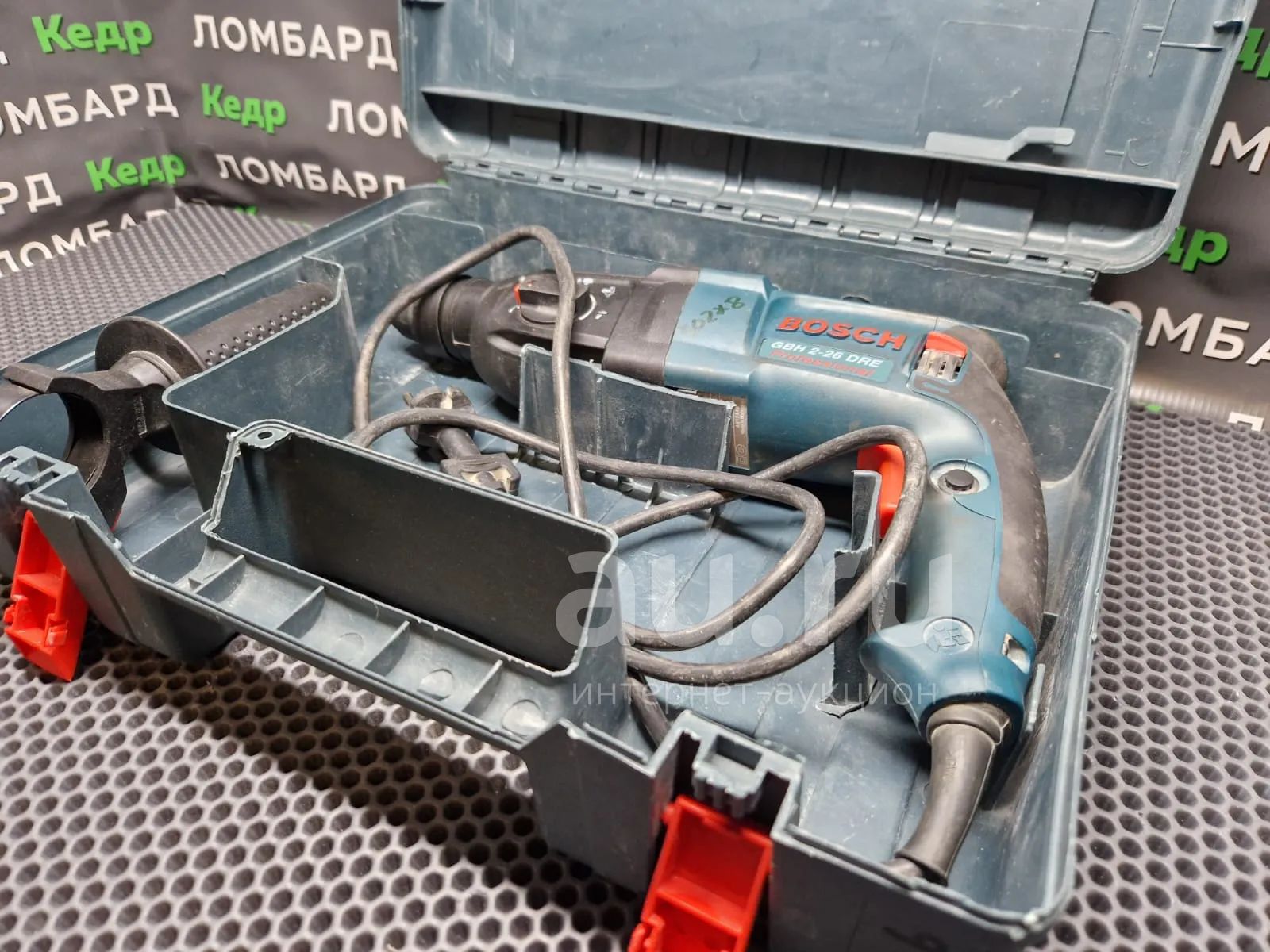 Перфоратор BOSCH GBH 2-26 DRE (V) — купить в Красноярске. Состояние: Б ...