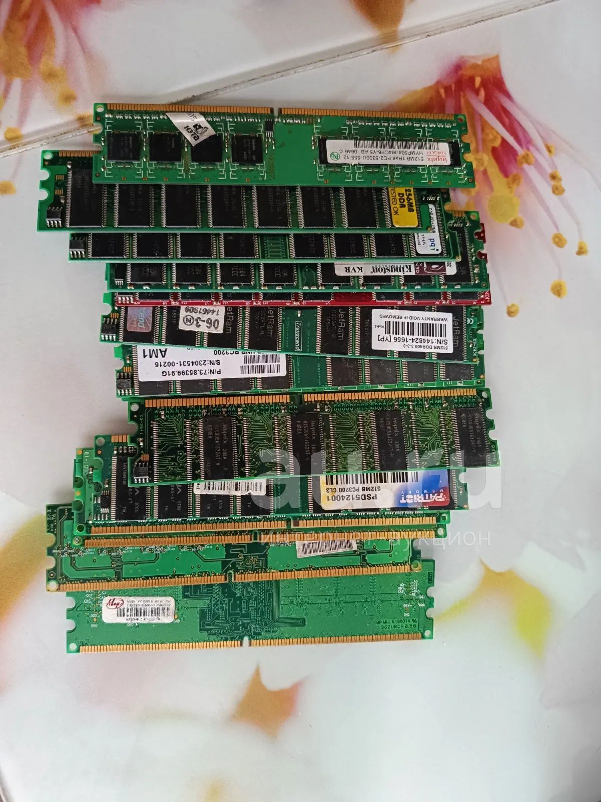 Оперативная память DDR и DDR 2 — купить в Красноярске. Состояние ...