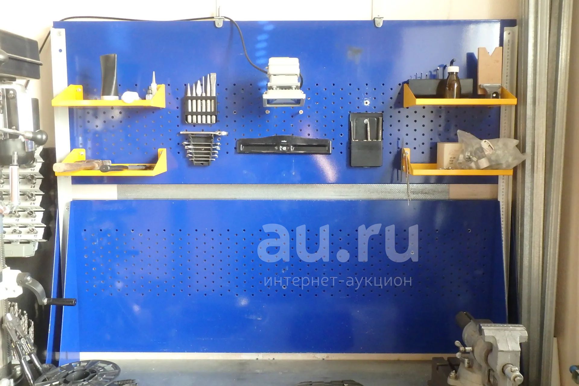 Панель перфорированная Экран Перфорированный 1400x500 — купить в