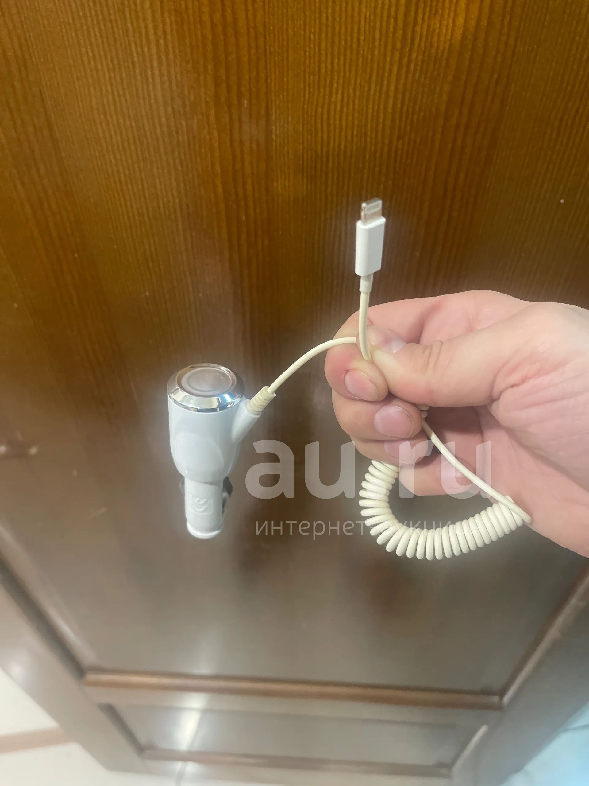 Зарядка для apple в авто. Новая — купить в Красноярске. Состояние ...
