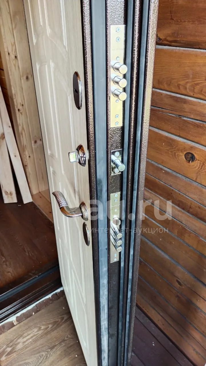 Дверь входная с терморазрывом в частный дом Медверь медь антик щит ...