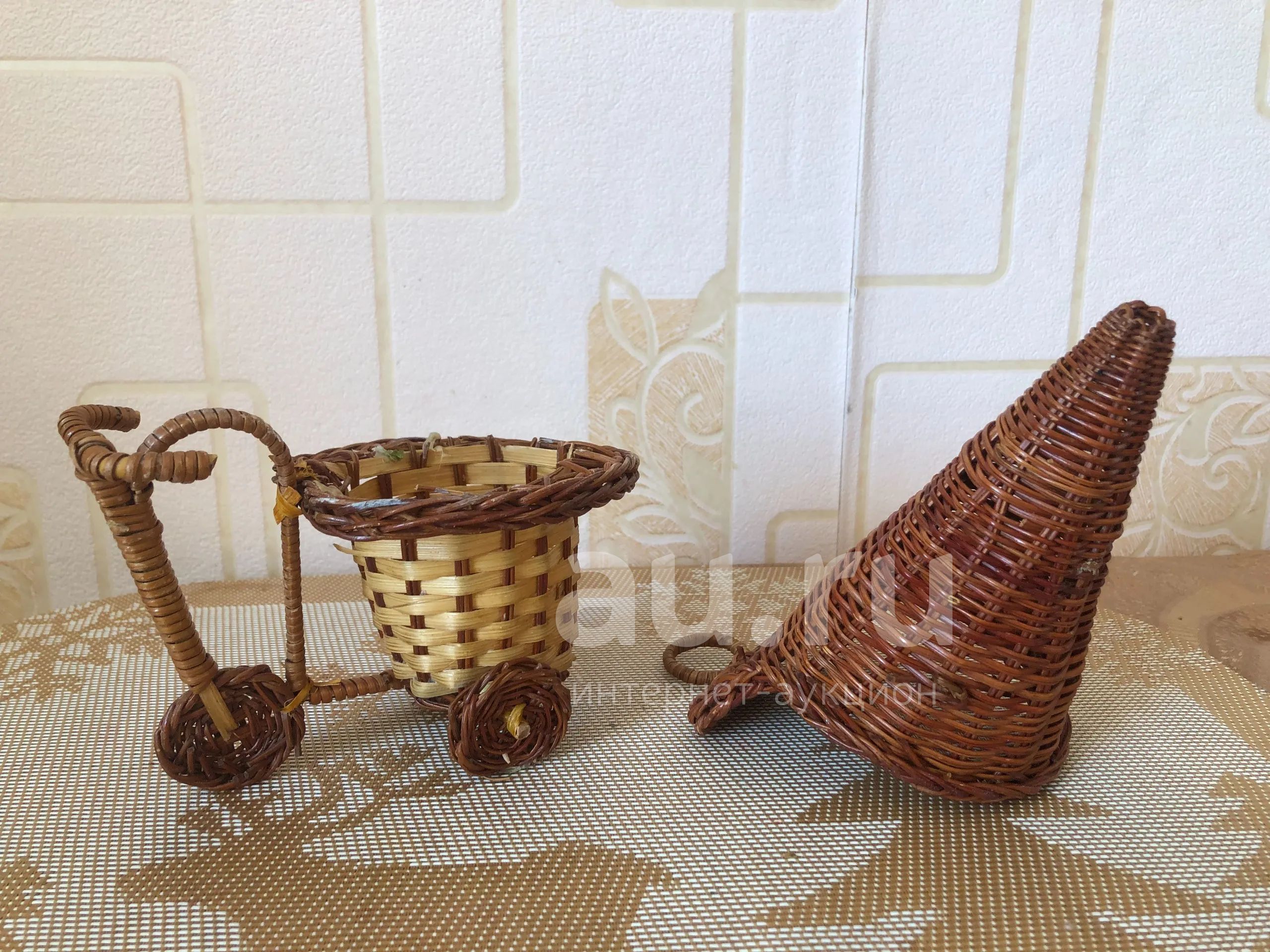 Корзинки из лозы (2шт) — купить в Красноярске. Состояние: Б/у. Плетение ...