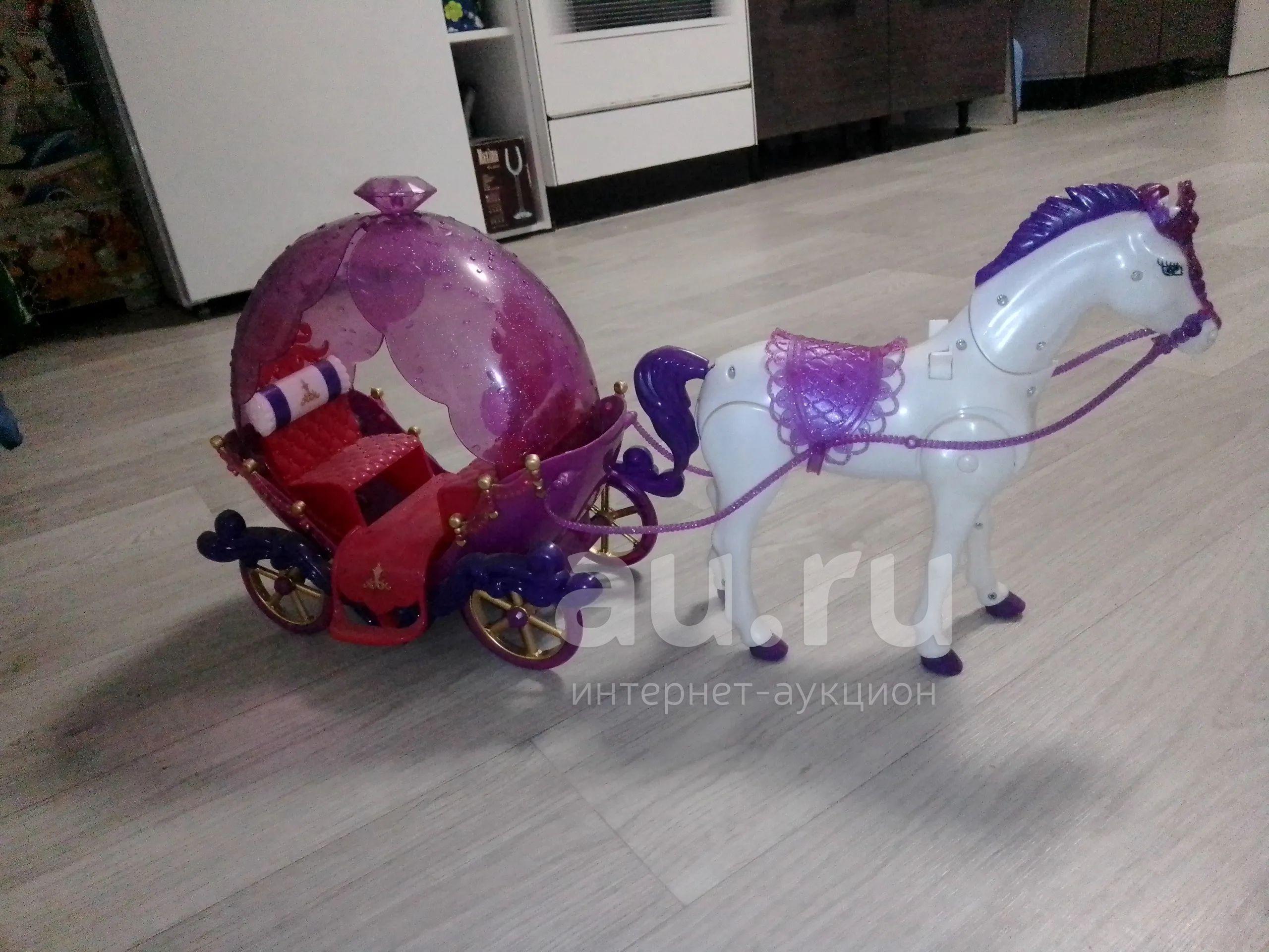 Лошадь 🐎 с каретой — купить в Красноярске. Состояние: Б/у. Куклы и ...