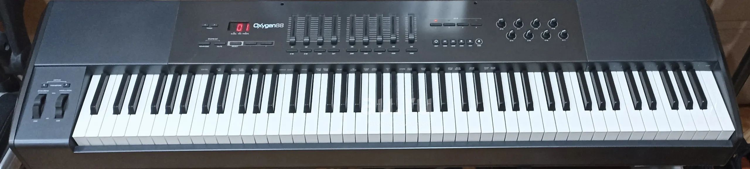 M Audio Oxygen 88 Midi миди клавиатура с молоточковым механизмом ...