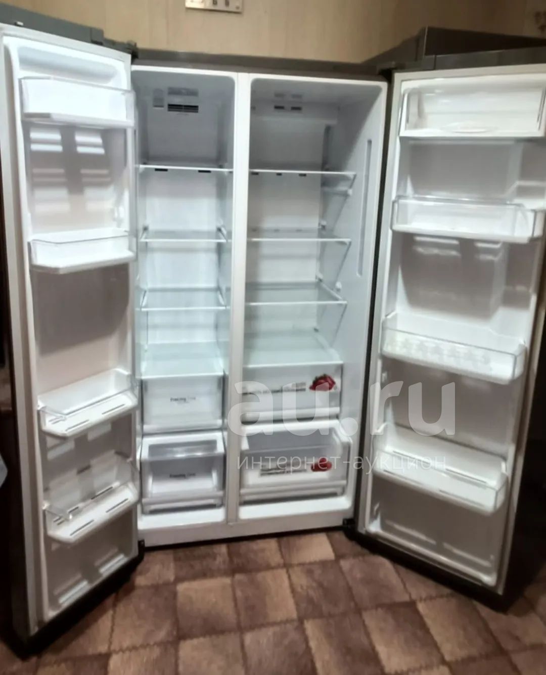 Холодильник двустворчатый LG — купить в Красноярске. Состояние: Б/у ...