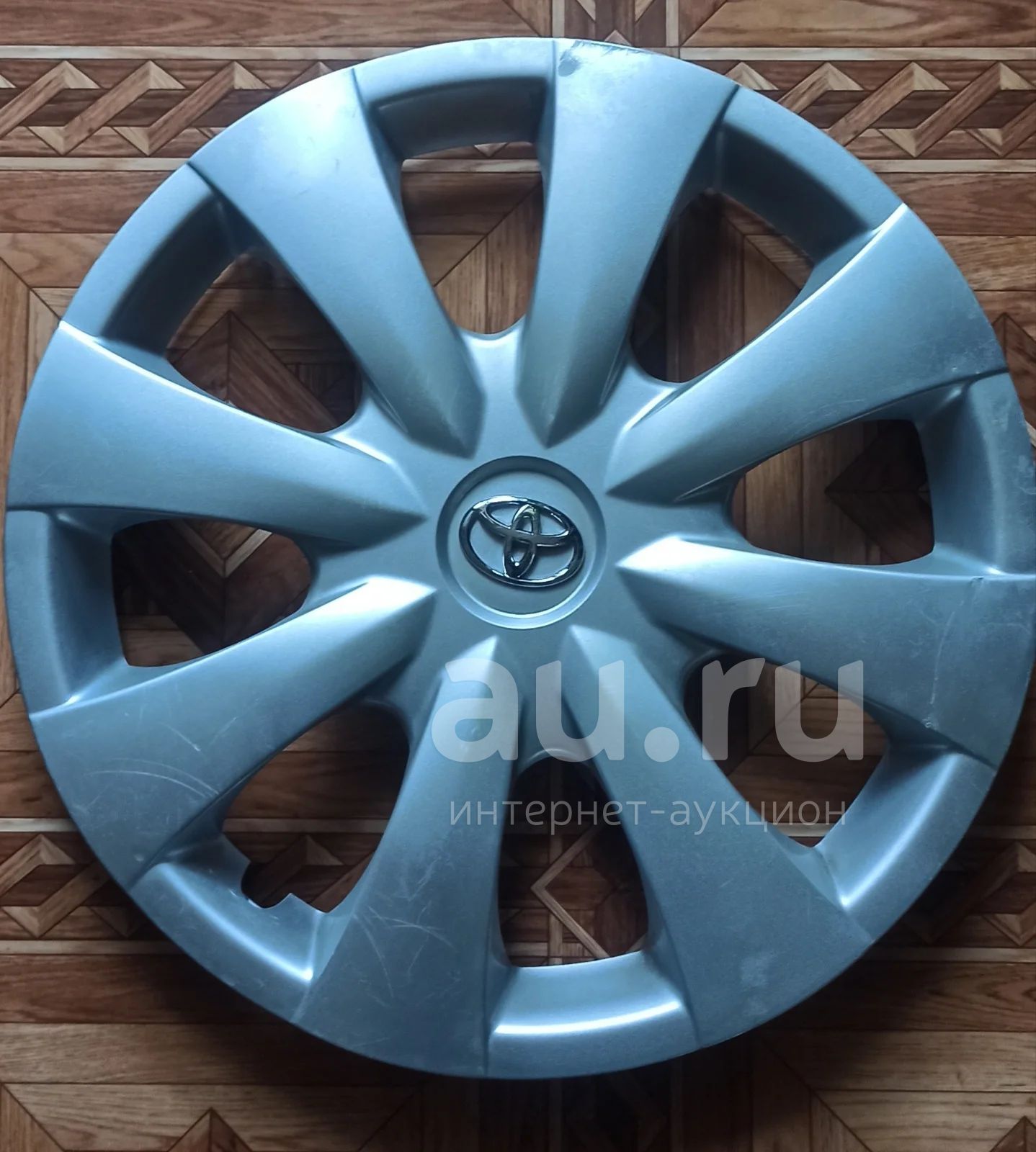 Колпак колеса Toyota r15. 1 шт. — купить в Красноярске. Состояние: Б/у ...
