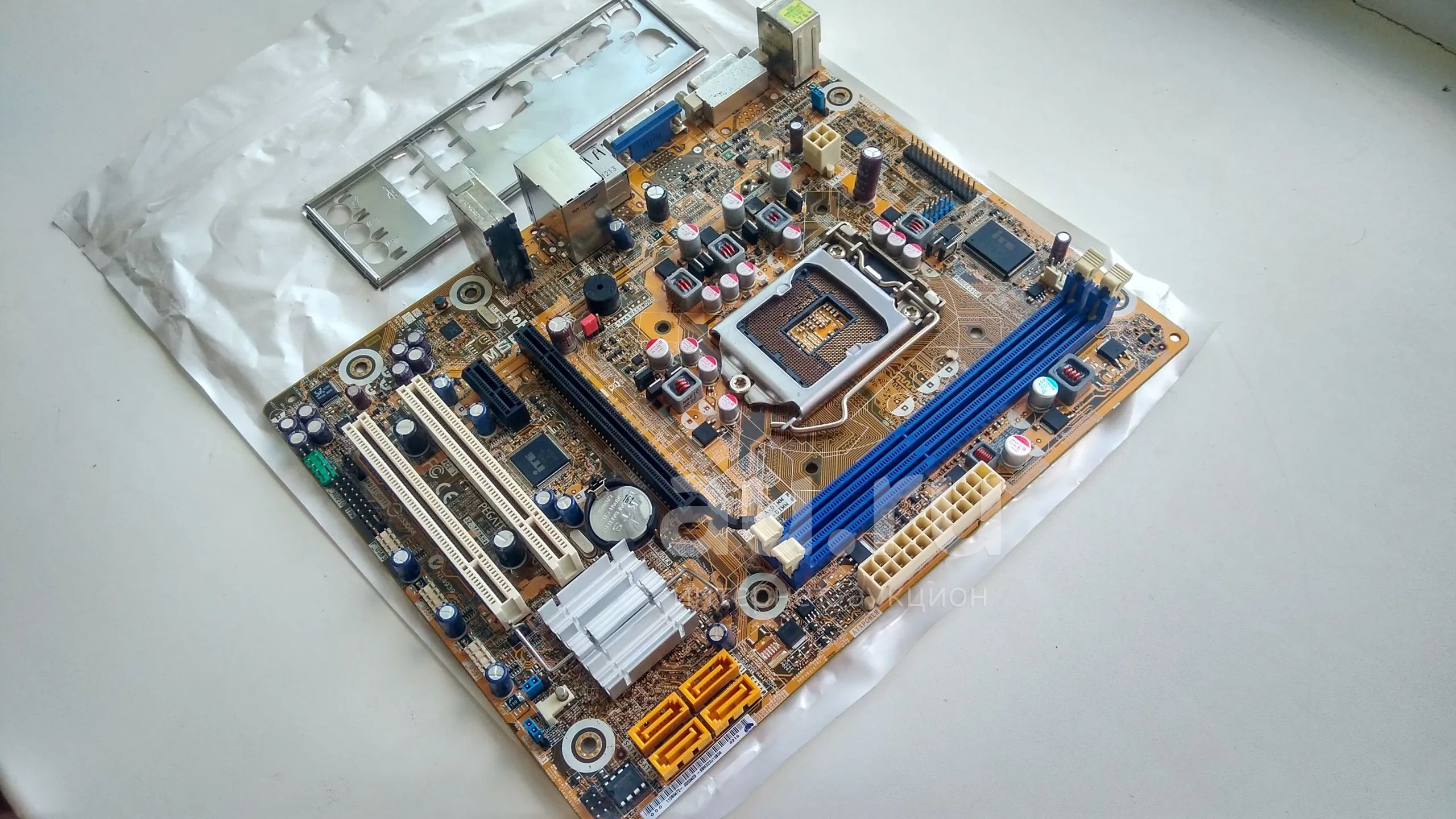 Pegatron IPMSB rev.1.01A H61 lga1155 (см.описание) — купить в ...
