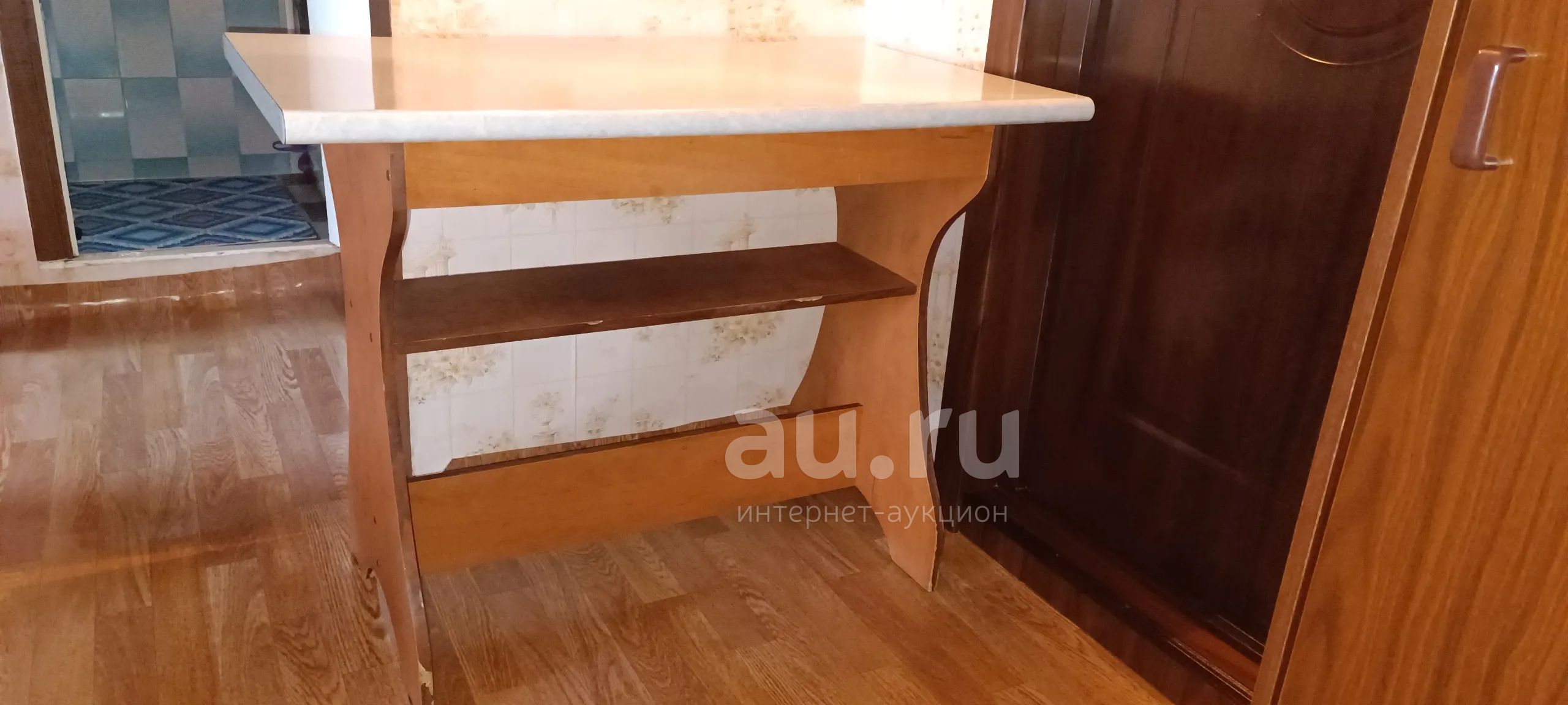 Кухонный стол — купить в Красноярске. Состояние: Б/у. Столы, стулья ...