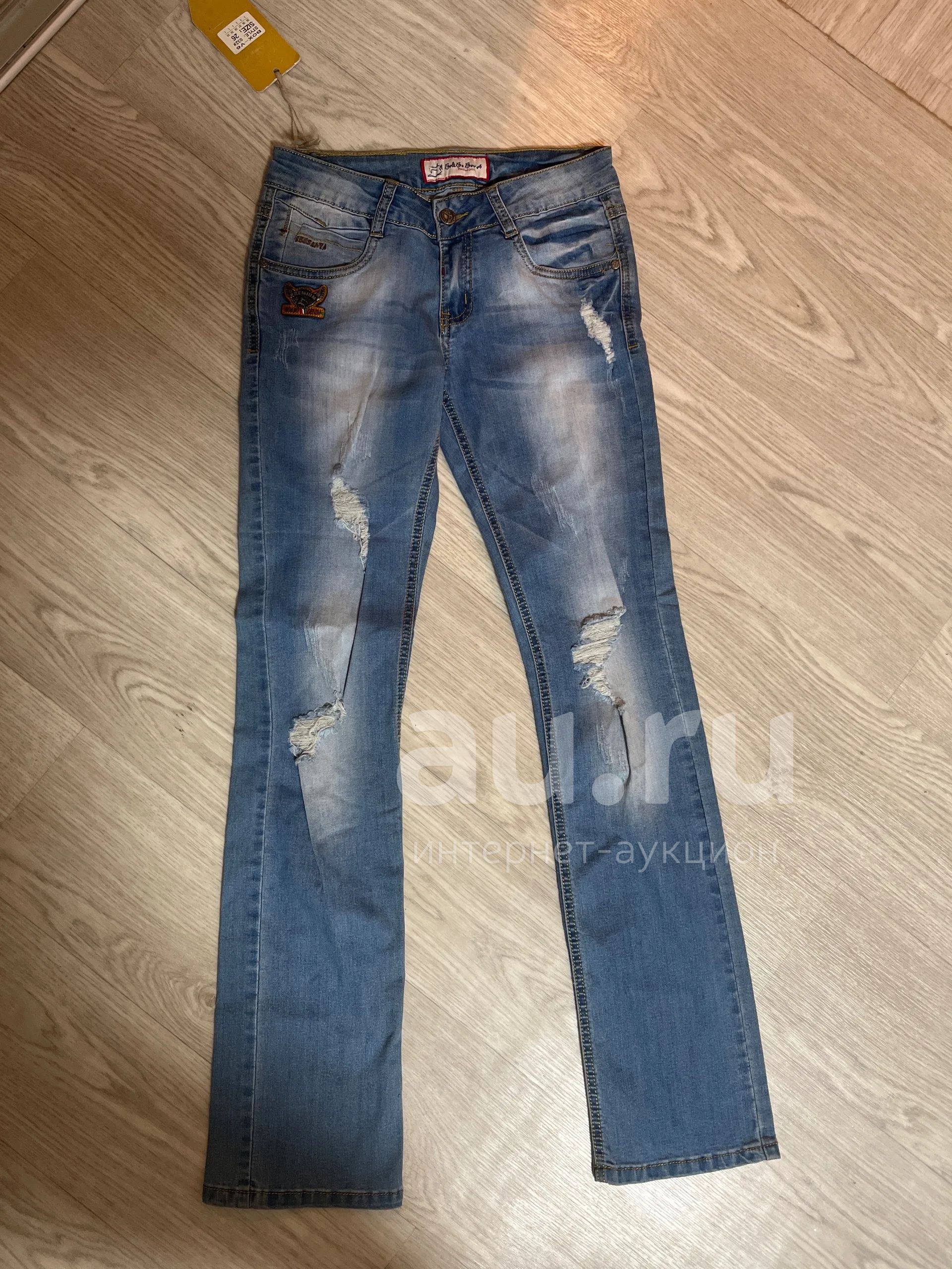 Джинсы новые женские 42-44 — купить в Красноярске. Состояние: Новое ...