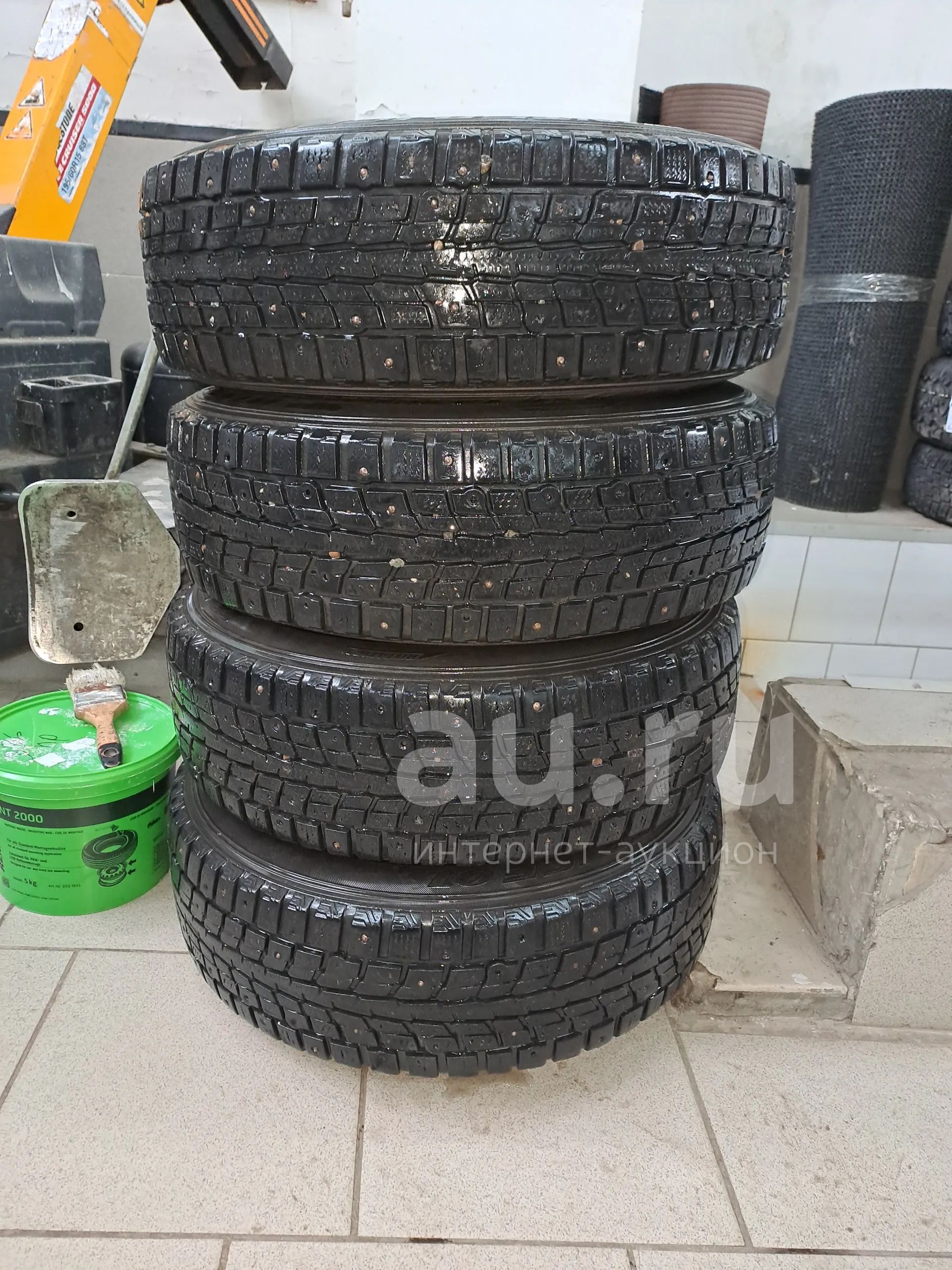 Dunlop 175/70/14 шипы — купить в Красноярске. Состояние: Б/у. Шины на ...