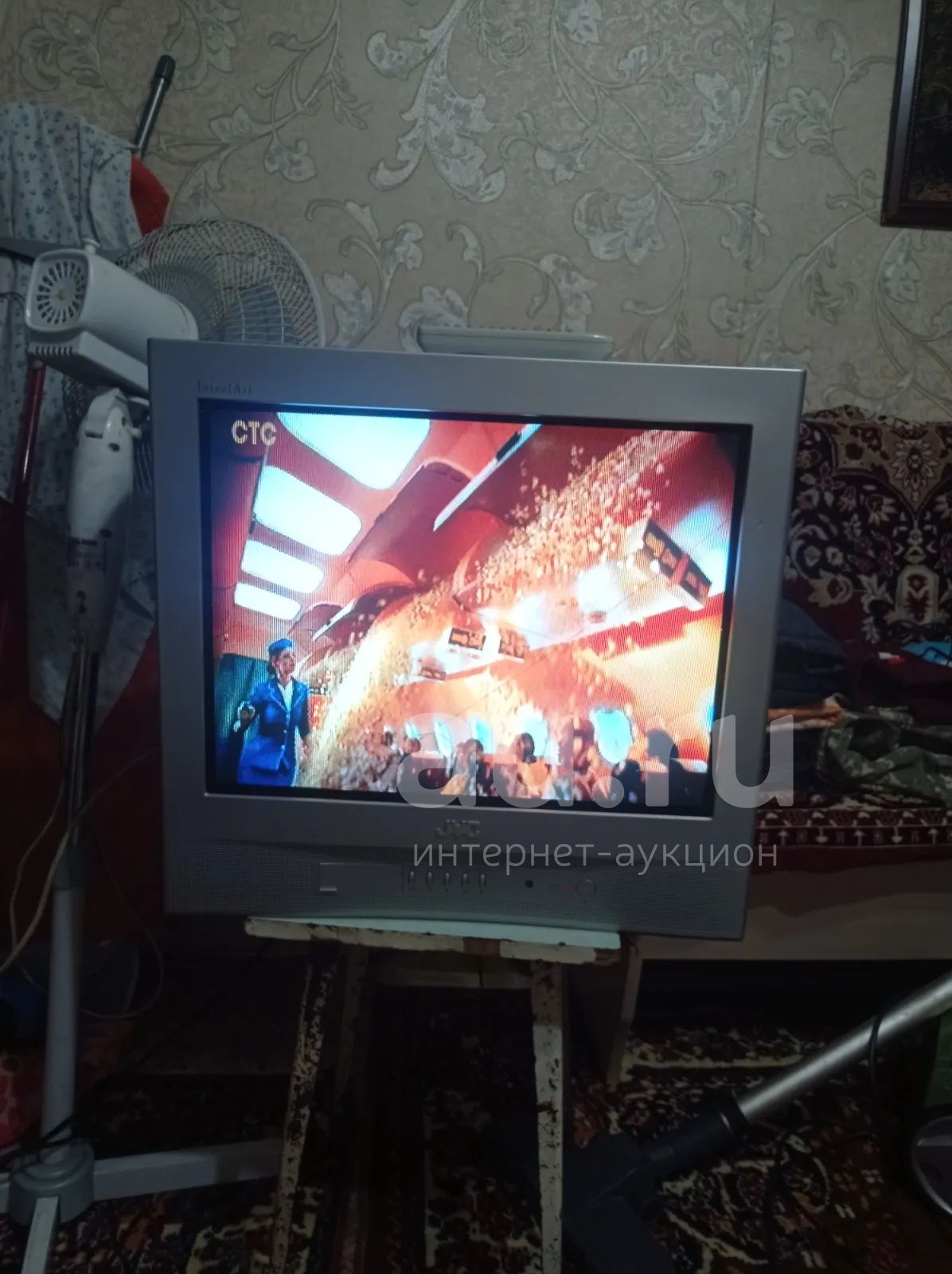 Телевизор JVC 51см с плоским экраном — купить в Красноярске. Состояние ...