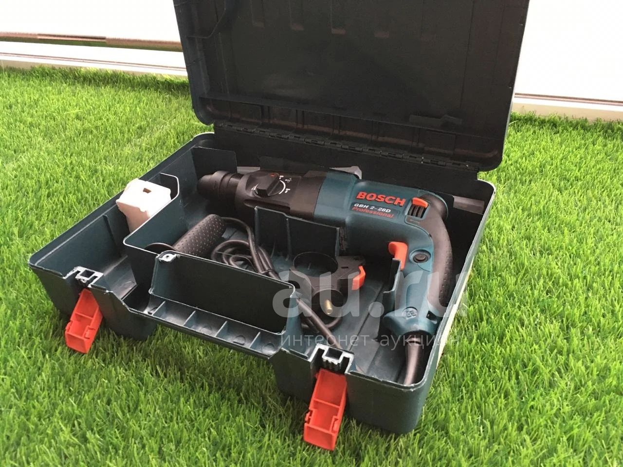 Перфоратор Bosch GBH 2-28 D — купить в Красноярске. Состояние: Новое ...