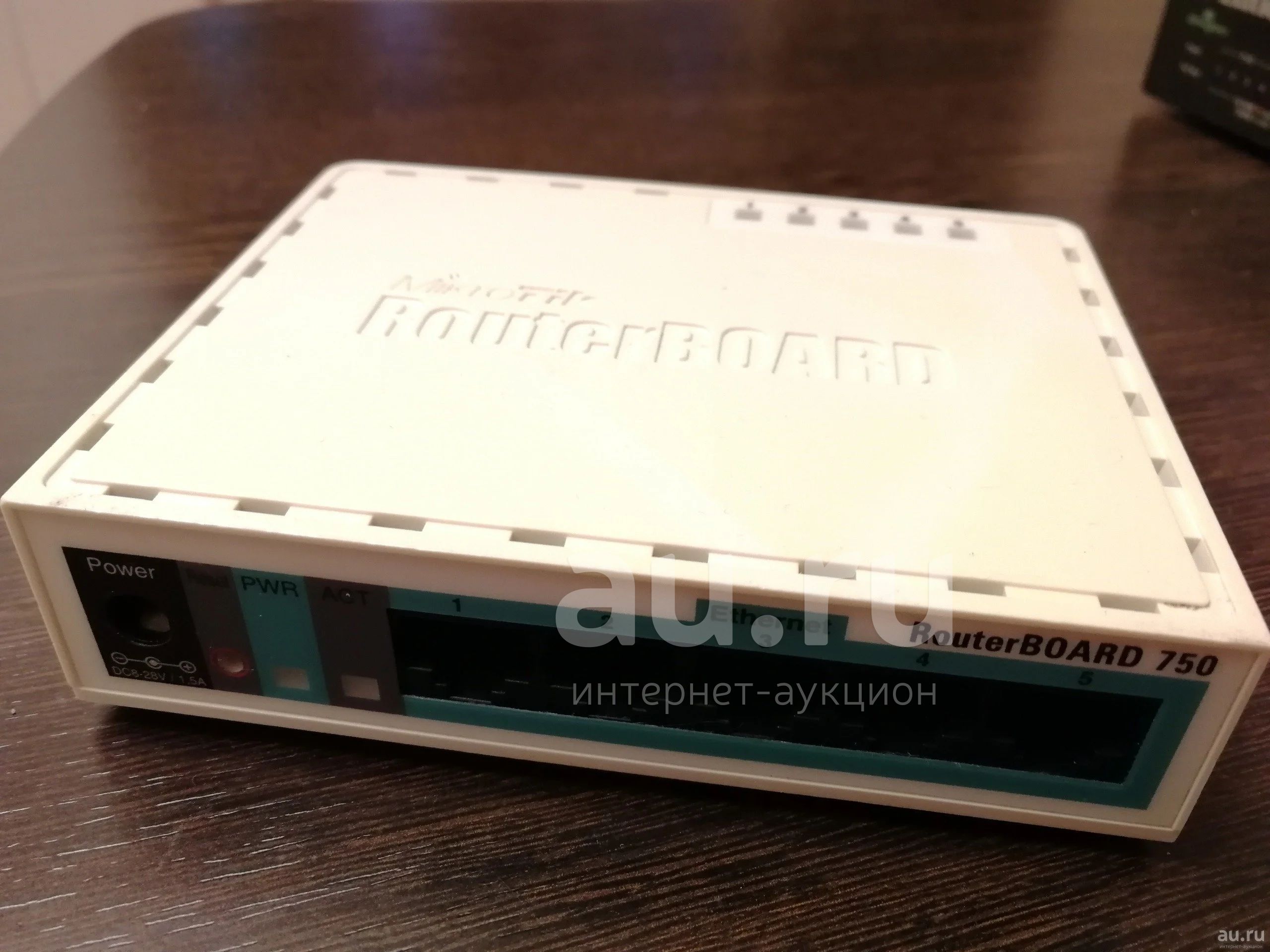 Роутер Mikrotik 750 — купить в Красноярске. Состояние: Б/у ...
